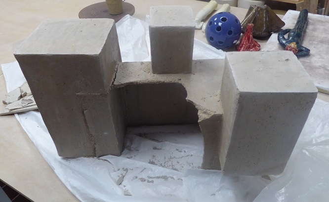 Einige neue Objekte aus Ton – Kopf und Gestalt